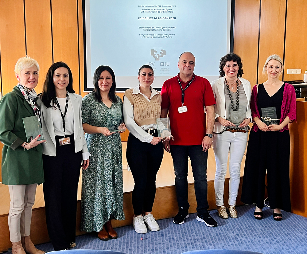 Acto de celebración del Día Internacional de la Enfermería - Facultad de Medicina y Enfermería ...