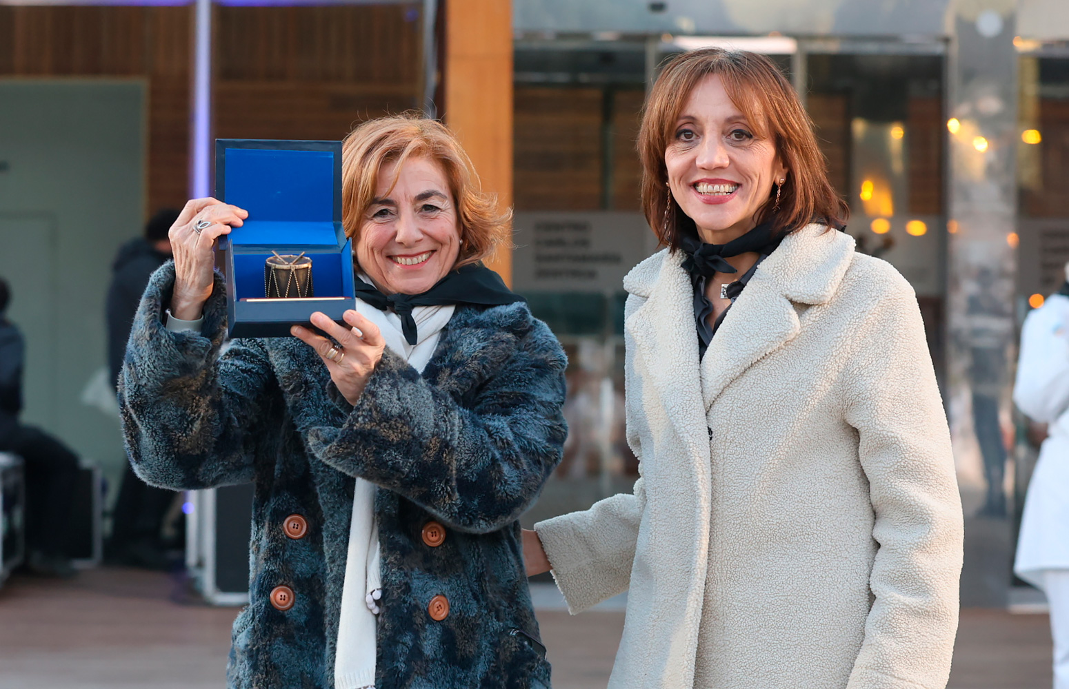Cristina Uriarte recoge el Tambor Universitario - UPV/EHU