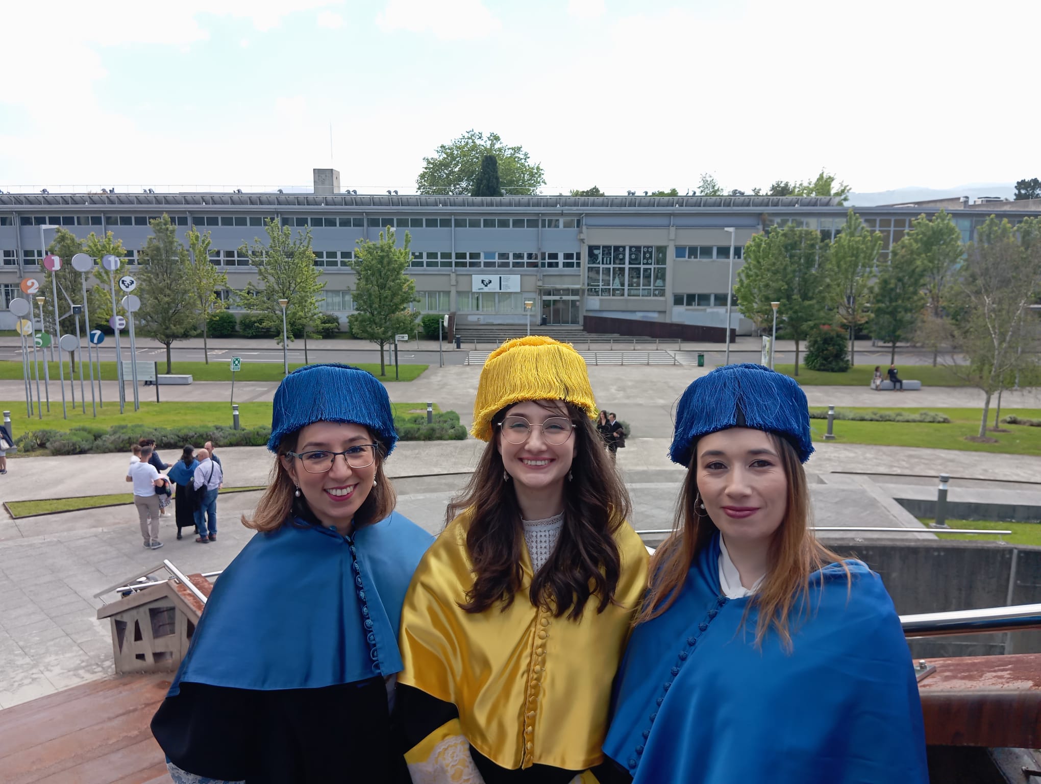 Sepi, Alba and Yara at the Investiture Ceremony for all the new UPV/EHU ...